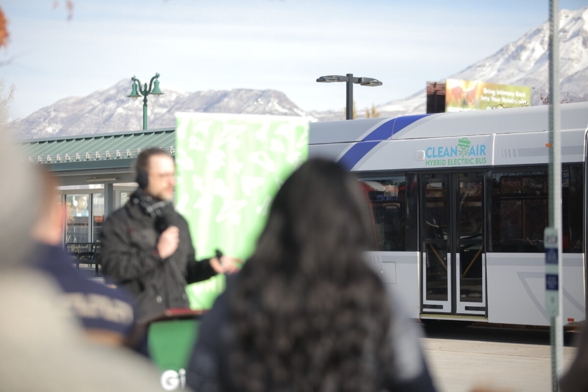 UVU, UTA encourage students to ride public transit and ‘Give of the ...